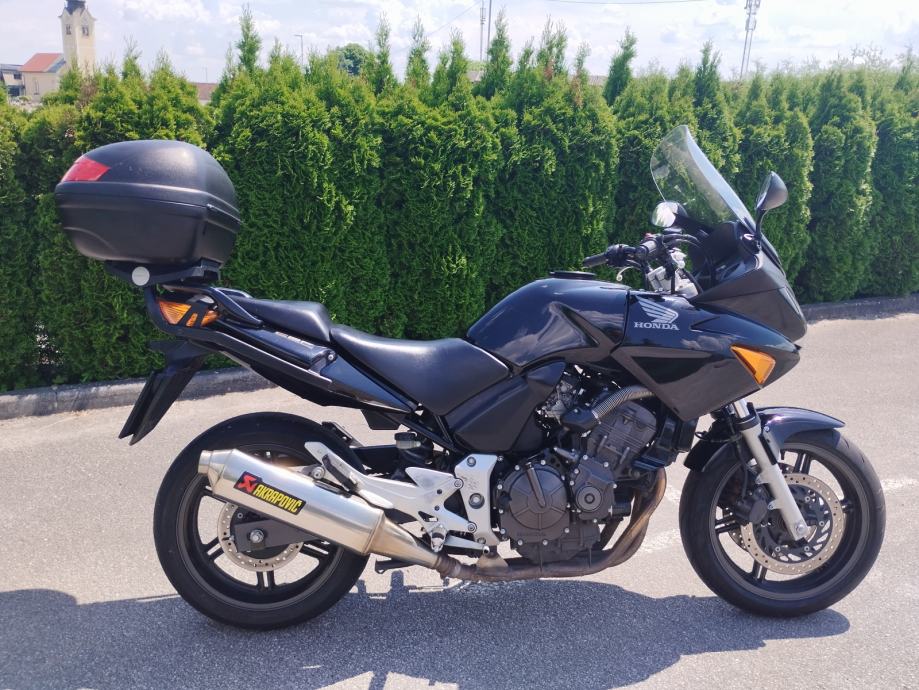 Honda CBF 600 S 600 cm3, 2005 l.