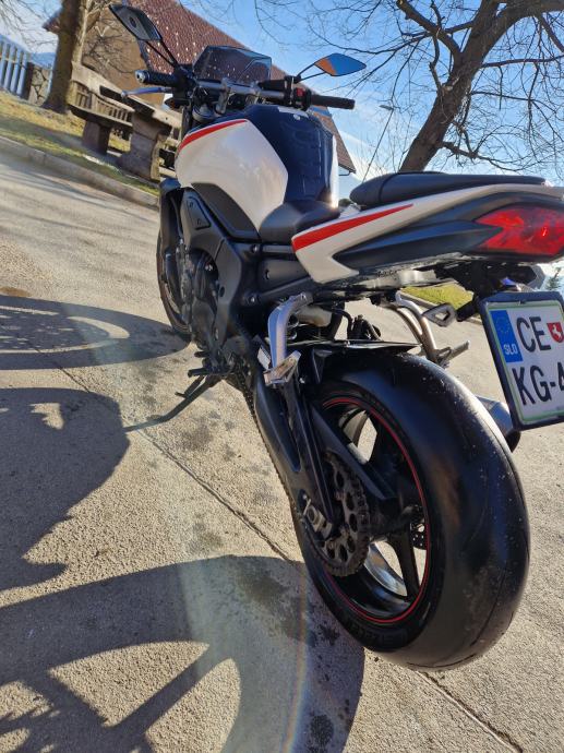 Yamaha FZ 1000 N 1000 cm3, 2010 l.