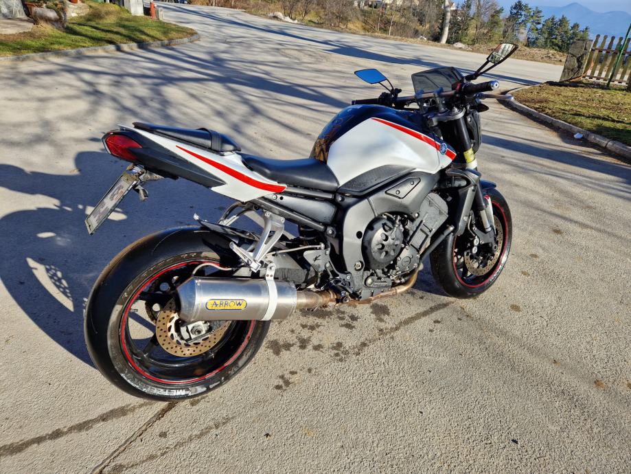 Yamaha FZ 1000 N 1000 cm3, 2010 l.
