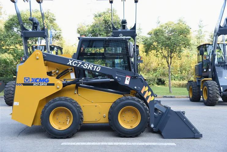 NOV SKID NAKLADALNIK XCMG XC7-SR10 - 3,5t