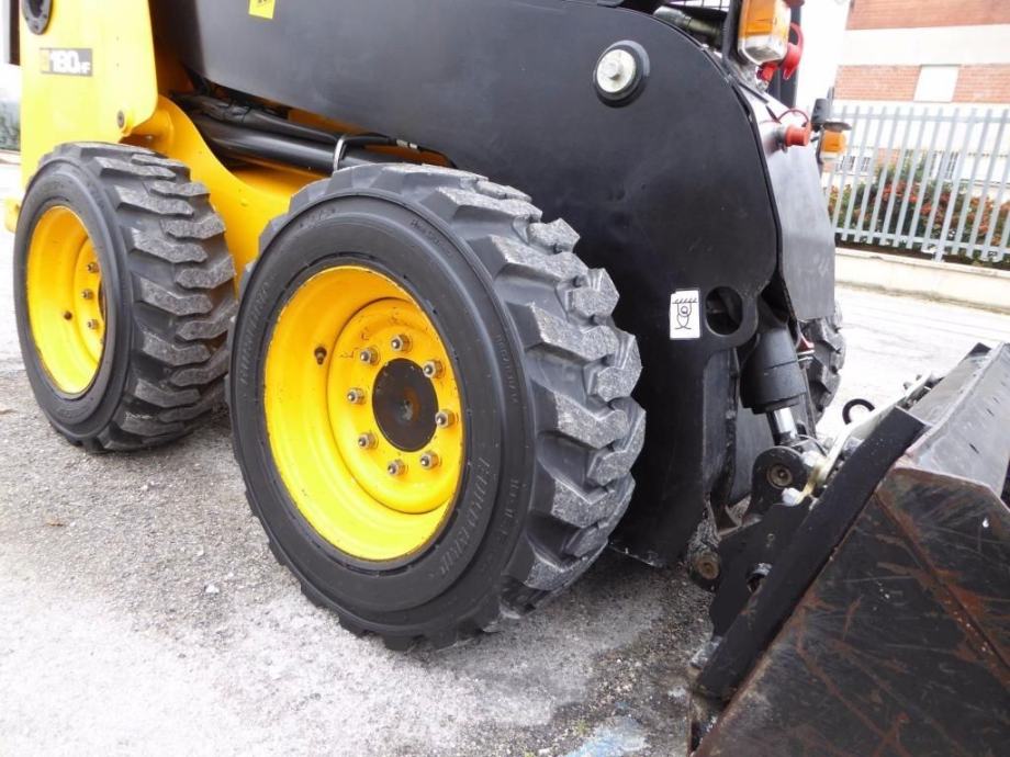 JCB 180 HF Mini nakladac