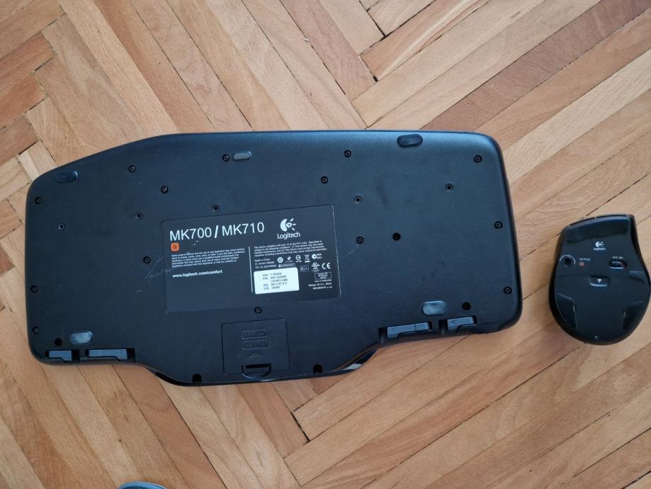 Brezžična tipkovnica in miška Logitech MK710
