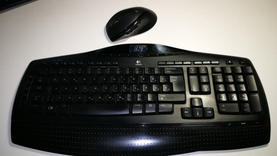 Logitech MX3200 Brezžična Tipkovnica in Miška