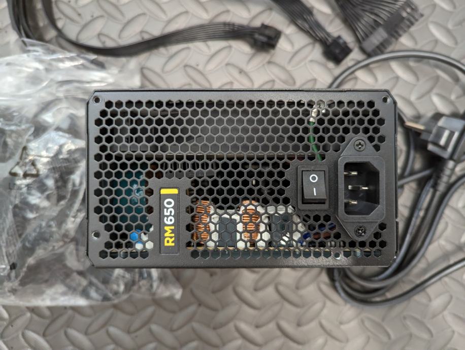 RM Series™ RM650 — 650 Watt 80 PLUS® Gold Certified Fully Modular PSU
