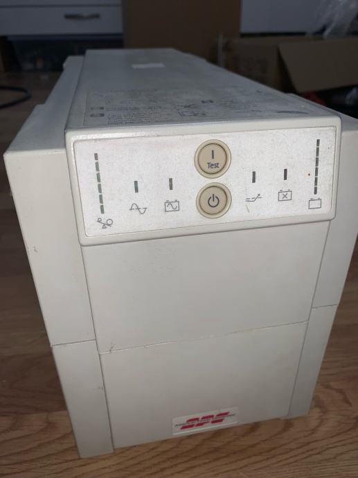 SMART UPS 900 - 630W