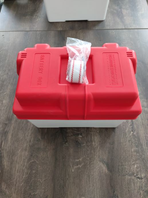 PVC škatla za akumulator 100 A za čoln