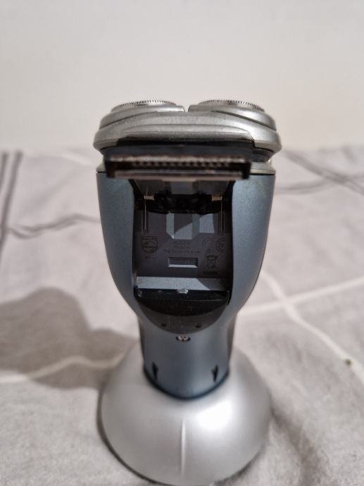 brivnik philips HQ8250