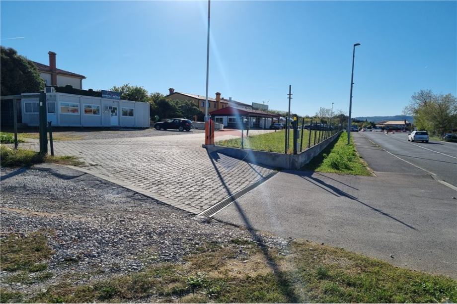 BERTOKI - ZAZIDLJIVO ZEMLJIŠČE 1.580 m2