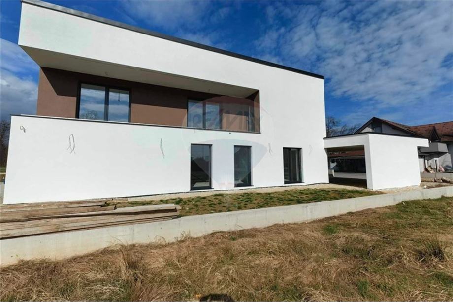 ENOTA DVOJČKA V ŽABJAKU (PTUJ) (prodaja)
