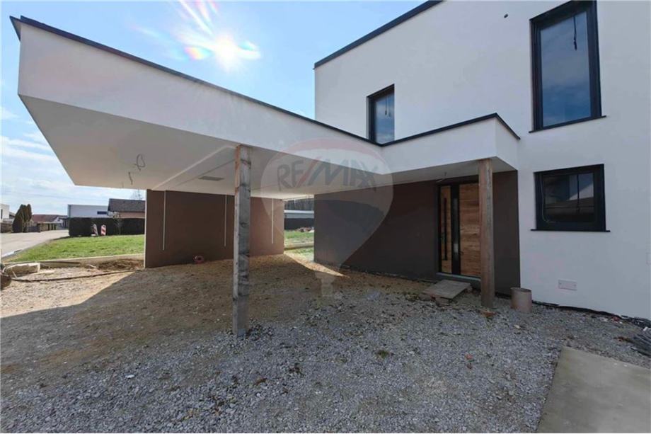 ENOTA DVOJČKA V ŽABJAKU (PTUJ) (prodaja)