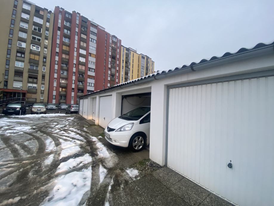 Garaža Regentova ulica, Maribor Tabor, Adaptirana (prodaja)
