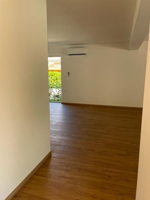 Hiša Hlapa, Dobrinj, 250m2 (prodaja)