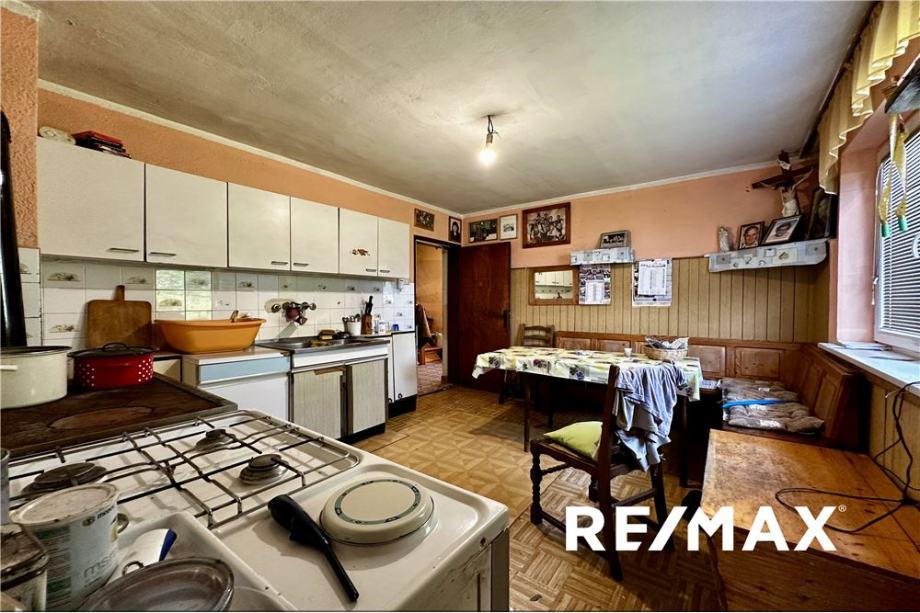 Hiša Hrastnik pri Dramljah (prodaja)