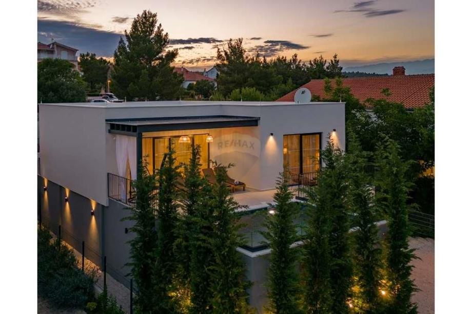 Hiša Pridraga, Novigrad, 162m2 (prodaja)