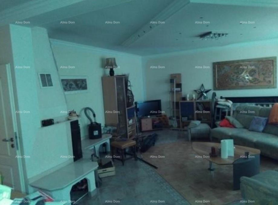 Hiša z apartmaji v Fažani (prodaja)