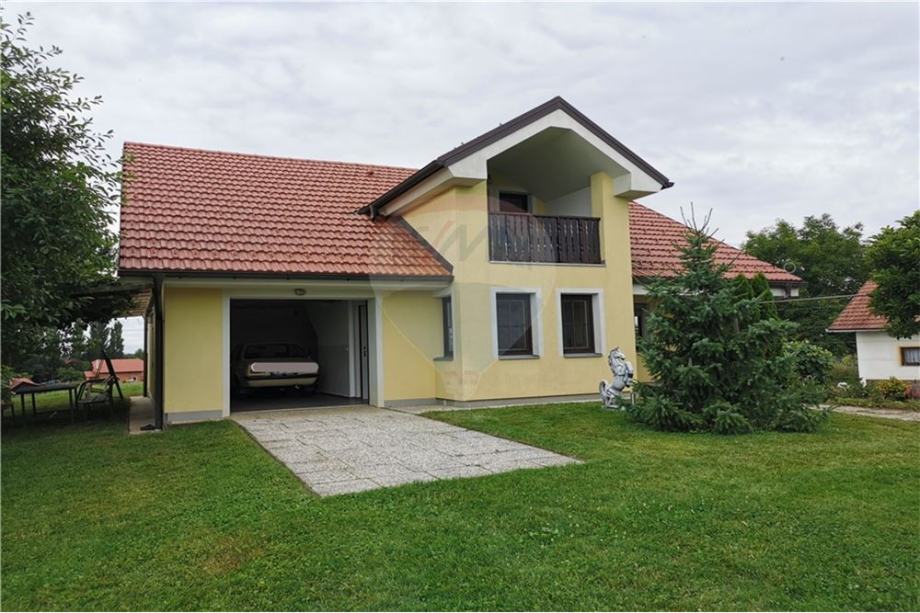 IDILIČNA HIŠA Z RAZGLEDOM SV.JURIJ/ŠČAVNICA (prodaja)