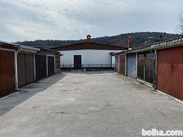 Koper, Olmo, 2 km od morja, vogalna 3,5 sobna vrstna hiša... (oddaja)