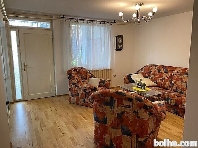 Koper, Olmo, 2 km od morja, vogalna 3,5 sobna vrstna hiša... (oddaja)