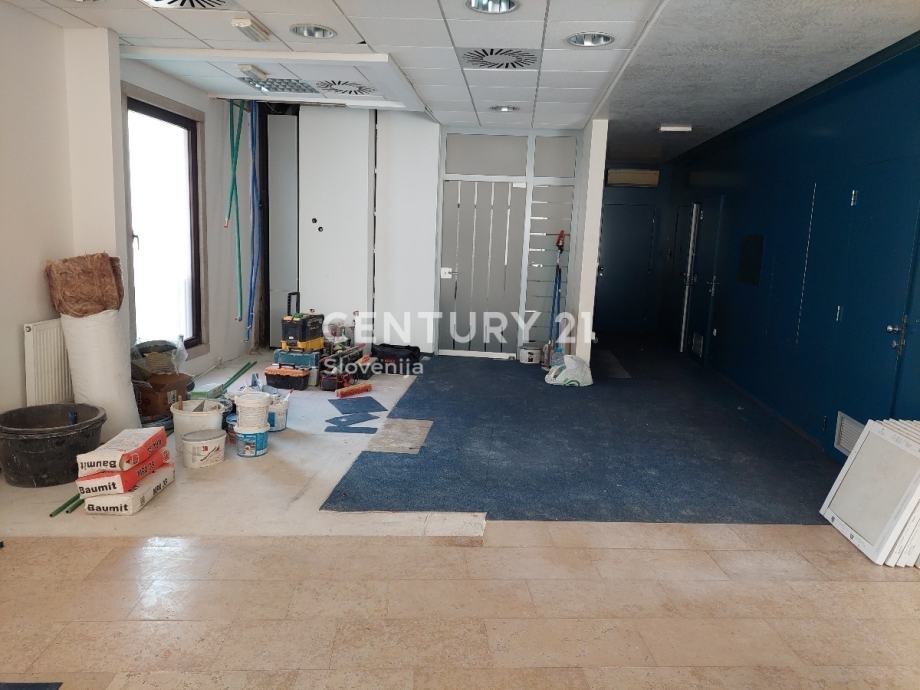 Koper, Poslovni prostor, poslovni objekt (oddaja) (oddaja)