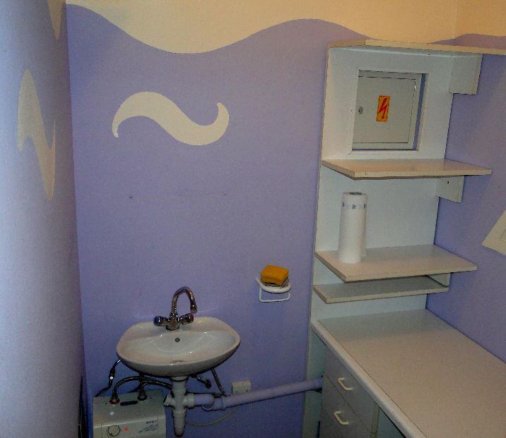 LJUBLJANA CENTER Ledina, 20m2 lokal, pisarna +20m2 skladisce (prodaja)