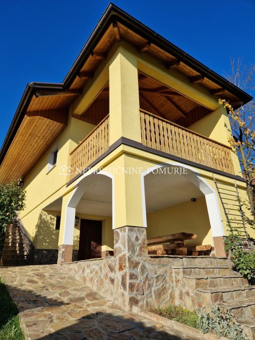 Pomurska, Dobrovnik. vikend, 107,5 m2, prodamo (prodaja)