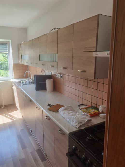 Lokacija hiše: Hum na Sutli, 120.00 m2 (oddaja)