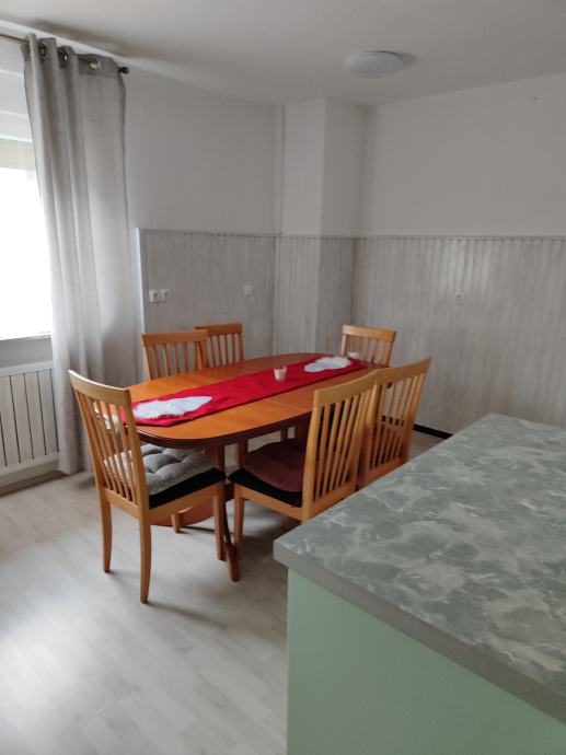 Lokacija hiše: Buče, 100.00 m2 (oddaja)