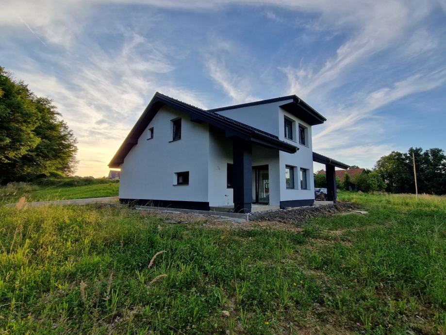 Lokacija hiše: Sv. Ana, 219.00 m2 (prodaja)