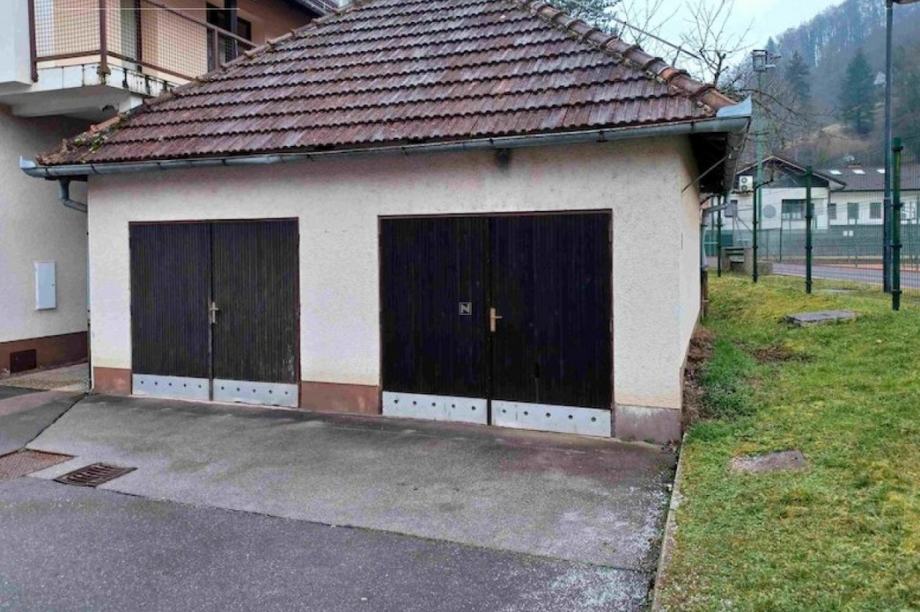 Lokacija poslovnega prostora: Izlake, 75,20 m2 (prodaja)