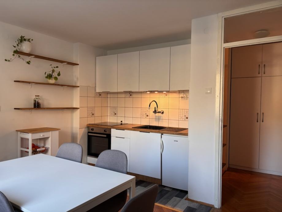 Lokacija stanovanja: Center, 44 m2 (oddaja)
