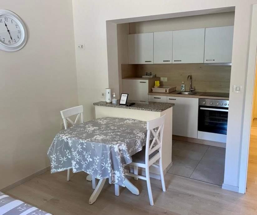 Lokacija stanovanja: Jagodje, 35.00 m2 (oddaja)