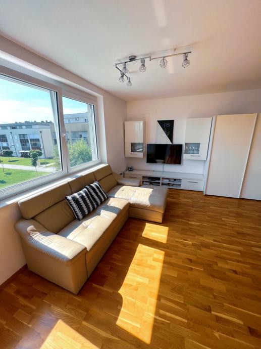 Lokacija stanovanja: Rače (oddaja)