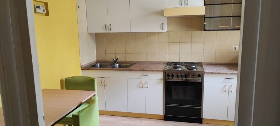 maribor tabor smoletova ul. 10, 40.00 m2 (oddaja)