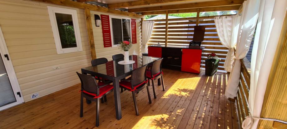Mobilna Hisa V Biogradu u 4*Kampu (prodaja)