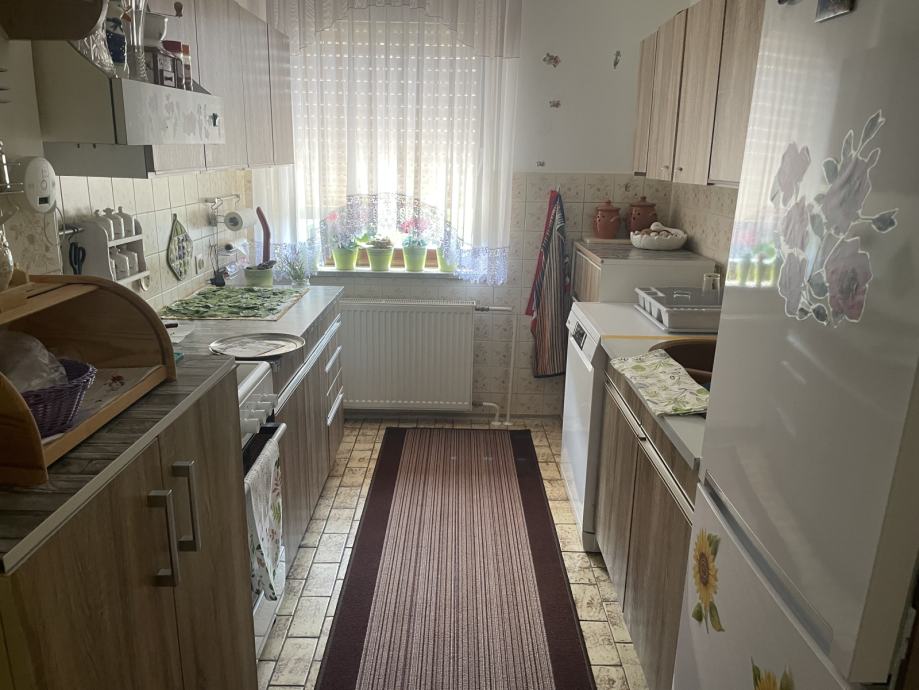 Prodam hišo samostojno Zgornji Duplek, 99,00 m2, 670 m2 parcela (prodaja)