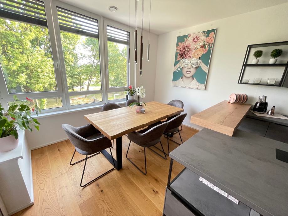 Prodam stanovanje (prodaja)