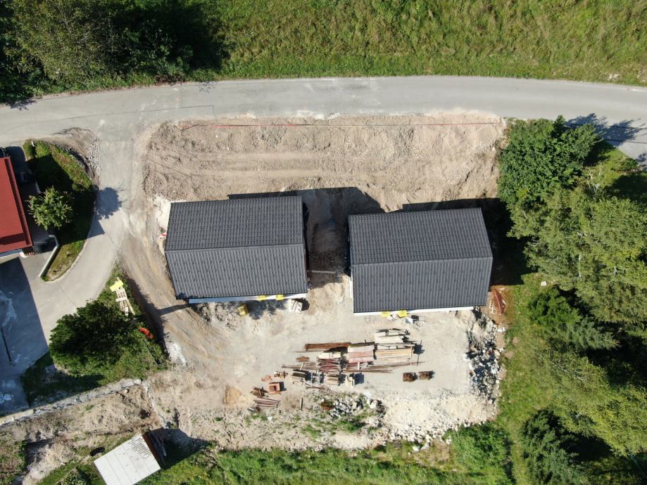 Prodamo dve enodružinski hiši, Kalce - Logatec enonadstropni,186.00 m2 ...