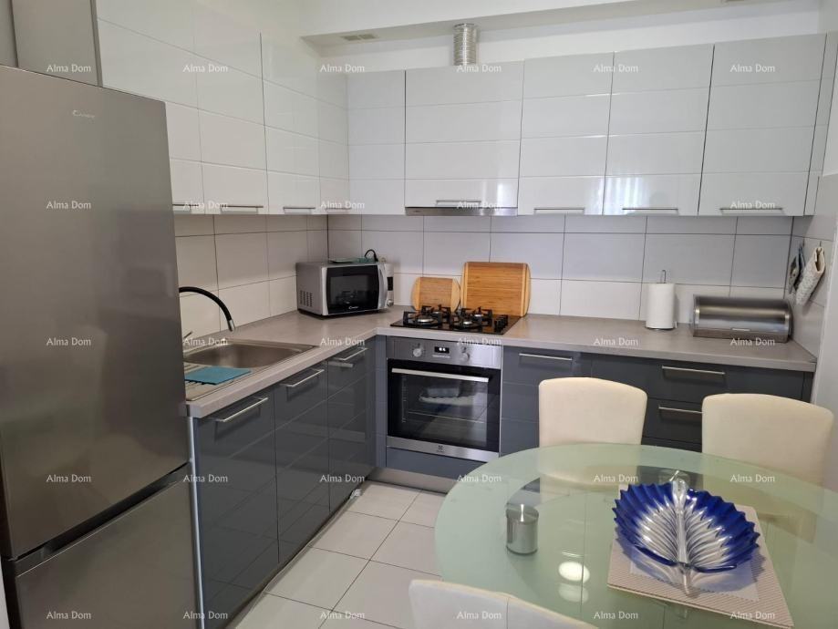 Pula – stan 51,82 m² s parkirnim mjestom (prodaja)