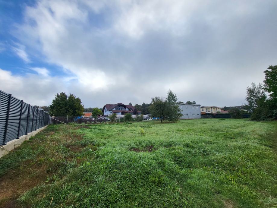 Rogoza 2272 m2 zazidljivega zemljišča PRODAMO