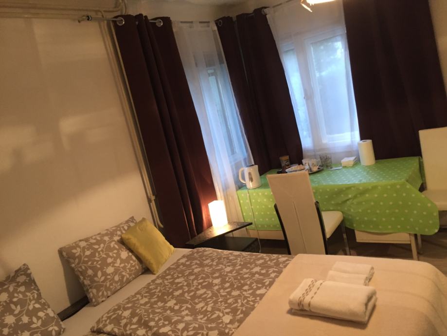 Stanovanje, Osrednjeslovenska, Ljubljana, Vič, Murgle center, soba ...