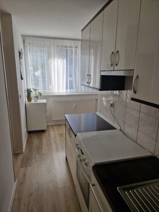 Stanovanje (prodaja)