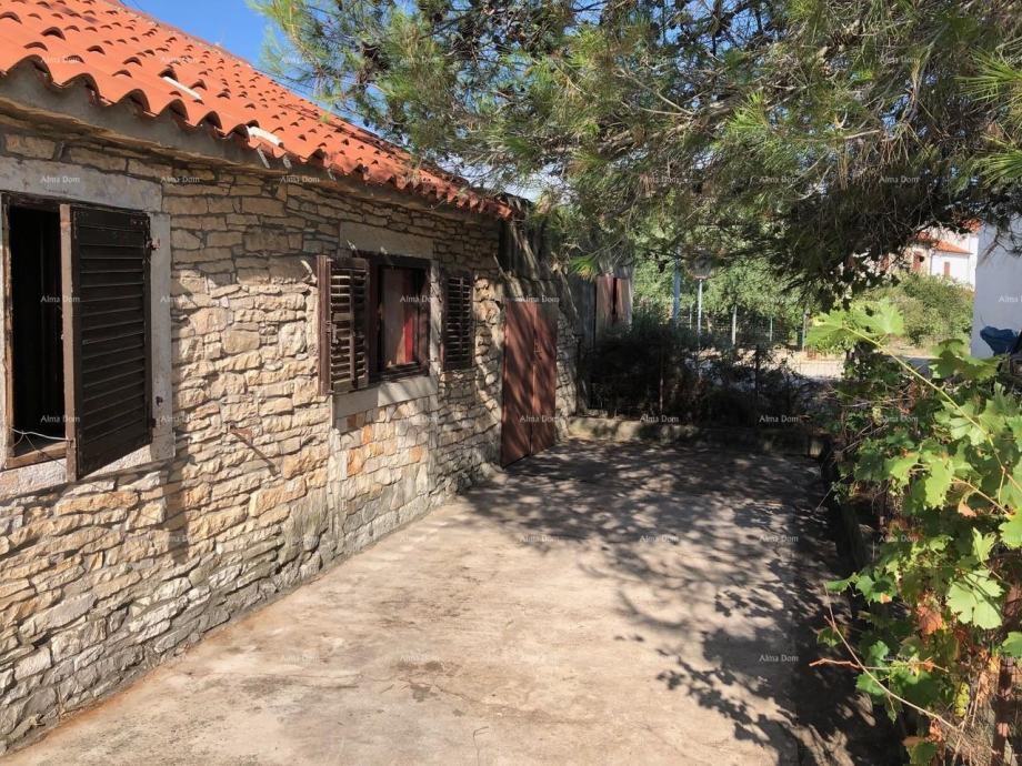 Stara istrska hiša v Bujah (prodaja)
