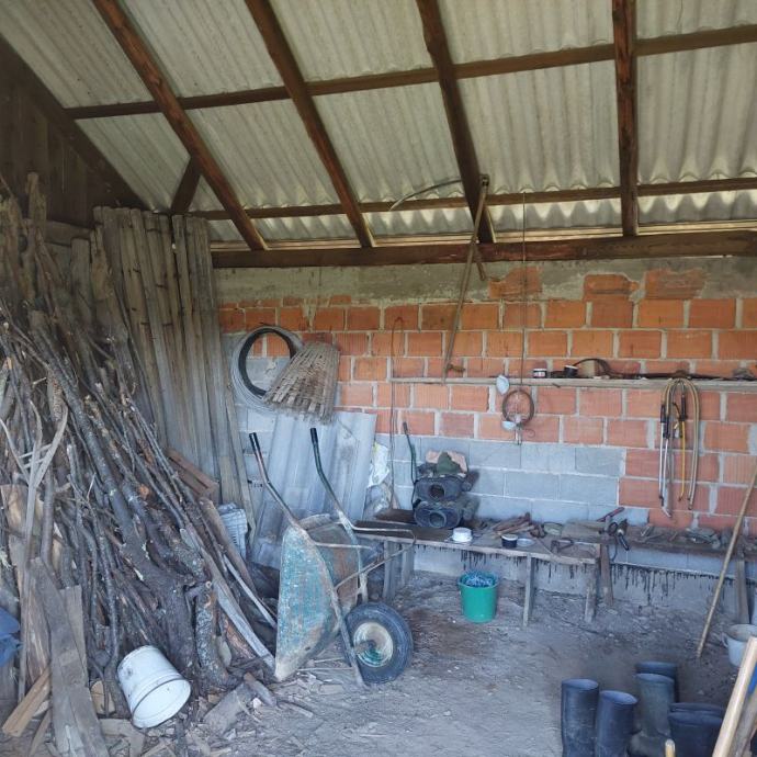 Vikend počitniški objekt, Zgornji Leskovec