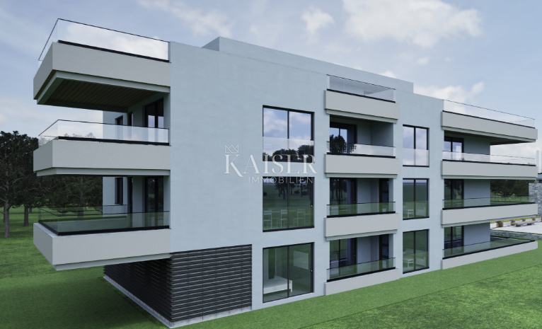 Zadar - Bili Brig: Apartma s strešno teraso in dvigalom (prodaja)