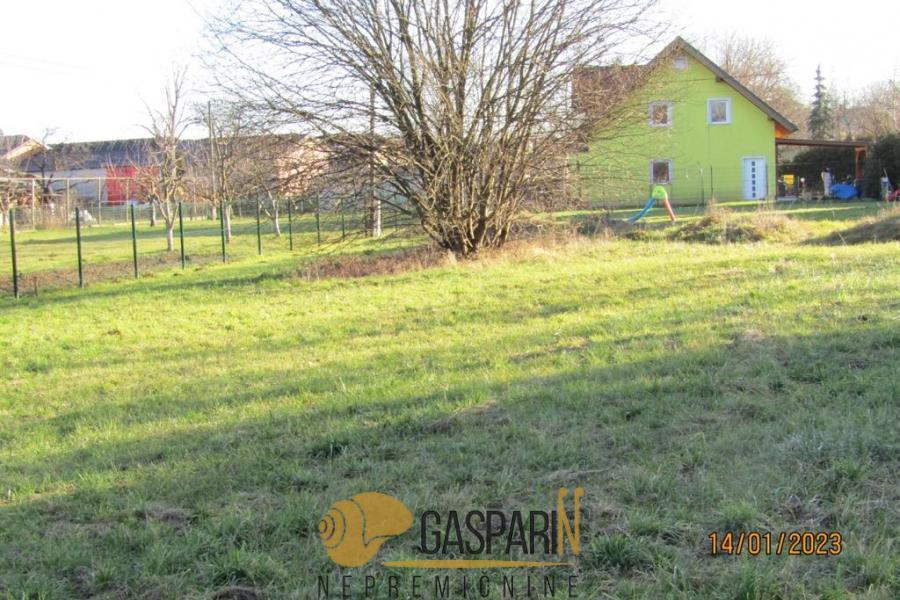 Zgornji Duplek, 1180 m2