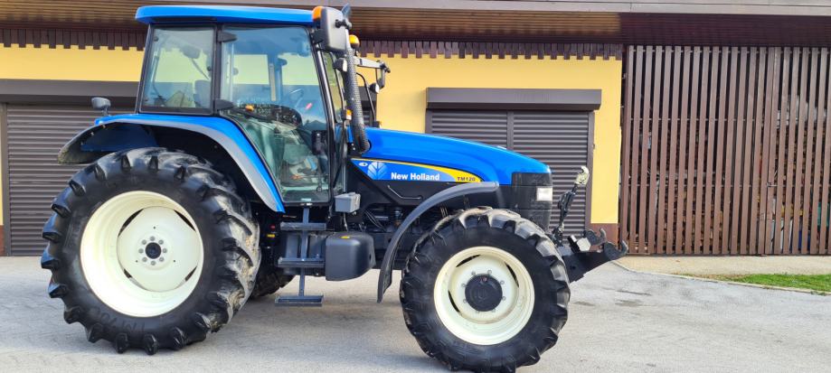New Holland TM120 4WD
