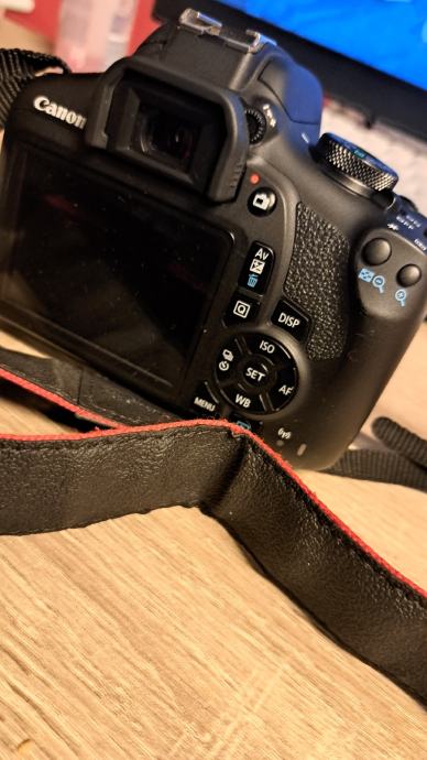 Canon eos 2000D