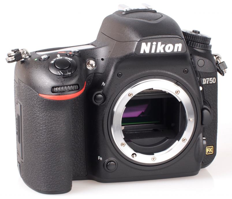 Nikon D 750