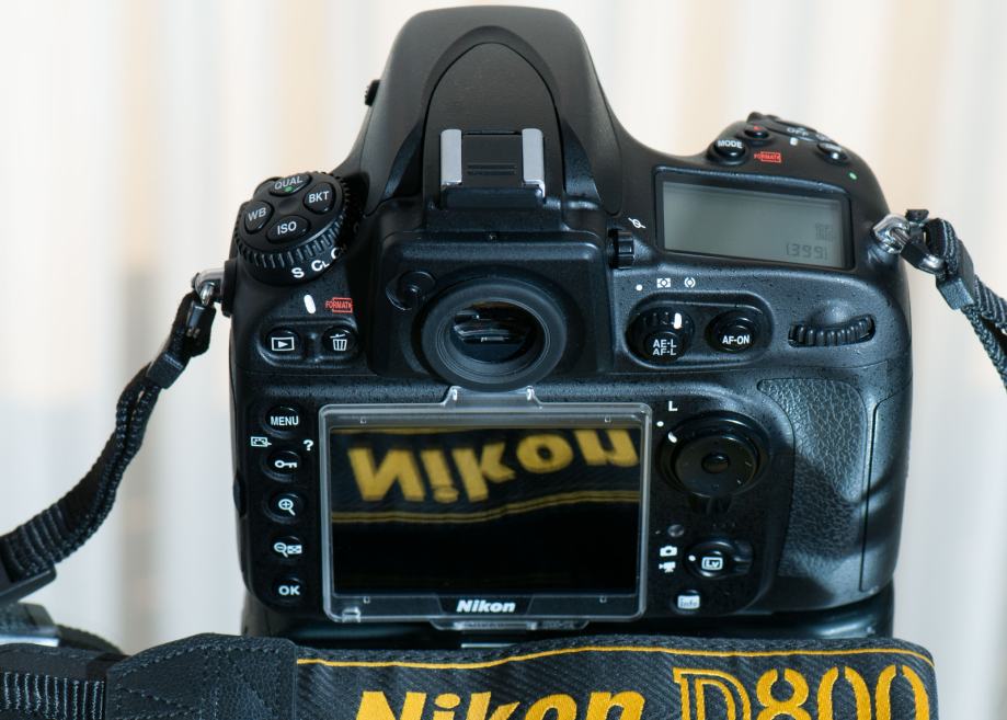 Nikon D800 FX (full frame)