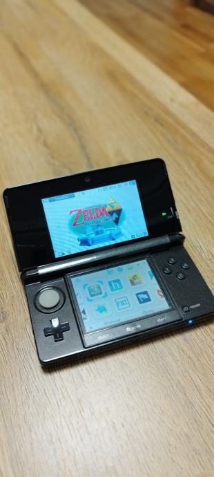 Nintendo 3DS NTSC Gray+igre(odklenjen)